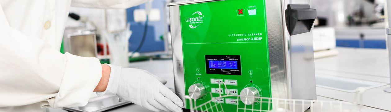What fluid to use in an ultrasonic cleaner? | expondo.co.uk